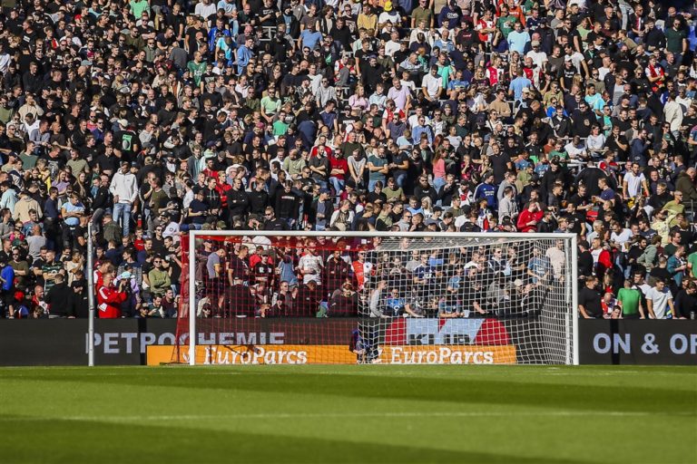 Wint Feyenoord in eigen Kuip in doelpuntrijke Johan Cruijff Schaal van ...
